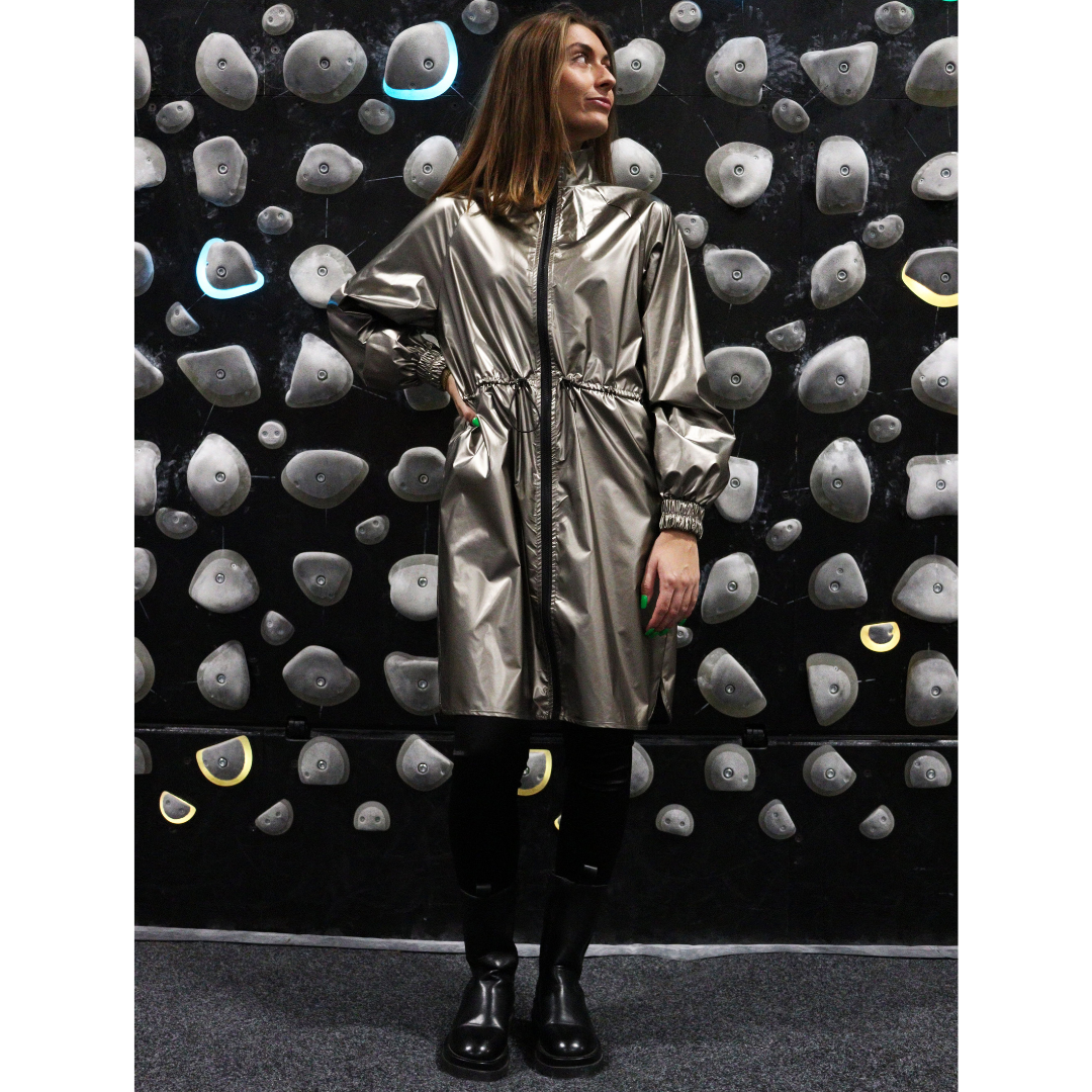 Meta track jakki dark grey – theRubz.is